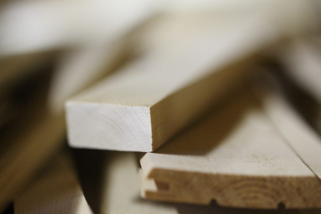 Begini Karakteristik dari Finger Joint Laminated Timber